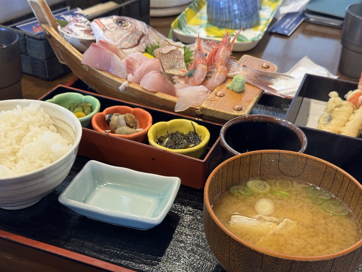 日本海側最大級の“蟹直売”🦀かにや横丁 in マリンドリーム能生 〜 日本酒とカニを巡る日帰り旅 〜｜Aoinotori-あおいのとり-