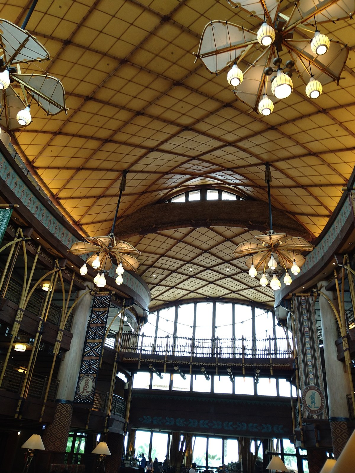 さぁ、日本から香港へ┃香港2025GW 1日目①｜azusan