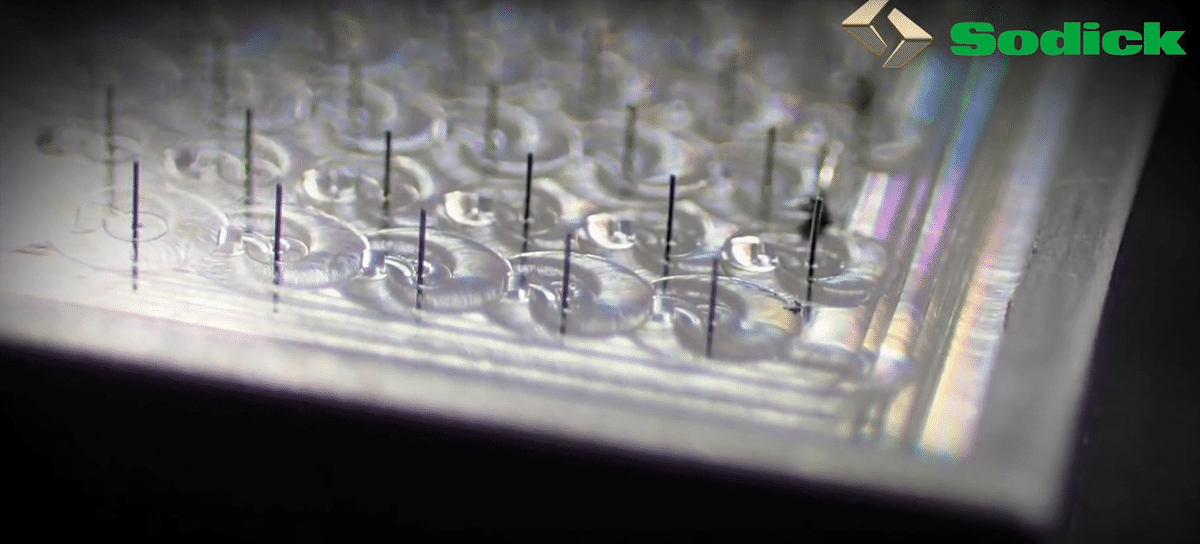 ソディック最新技術「SENTAN」の製品紹介2025 加賀事業所にて開催｜Sodickマシニングセンタ特設サイト【株式会社ソディック】