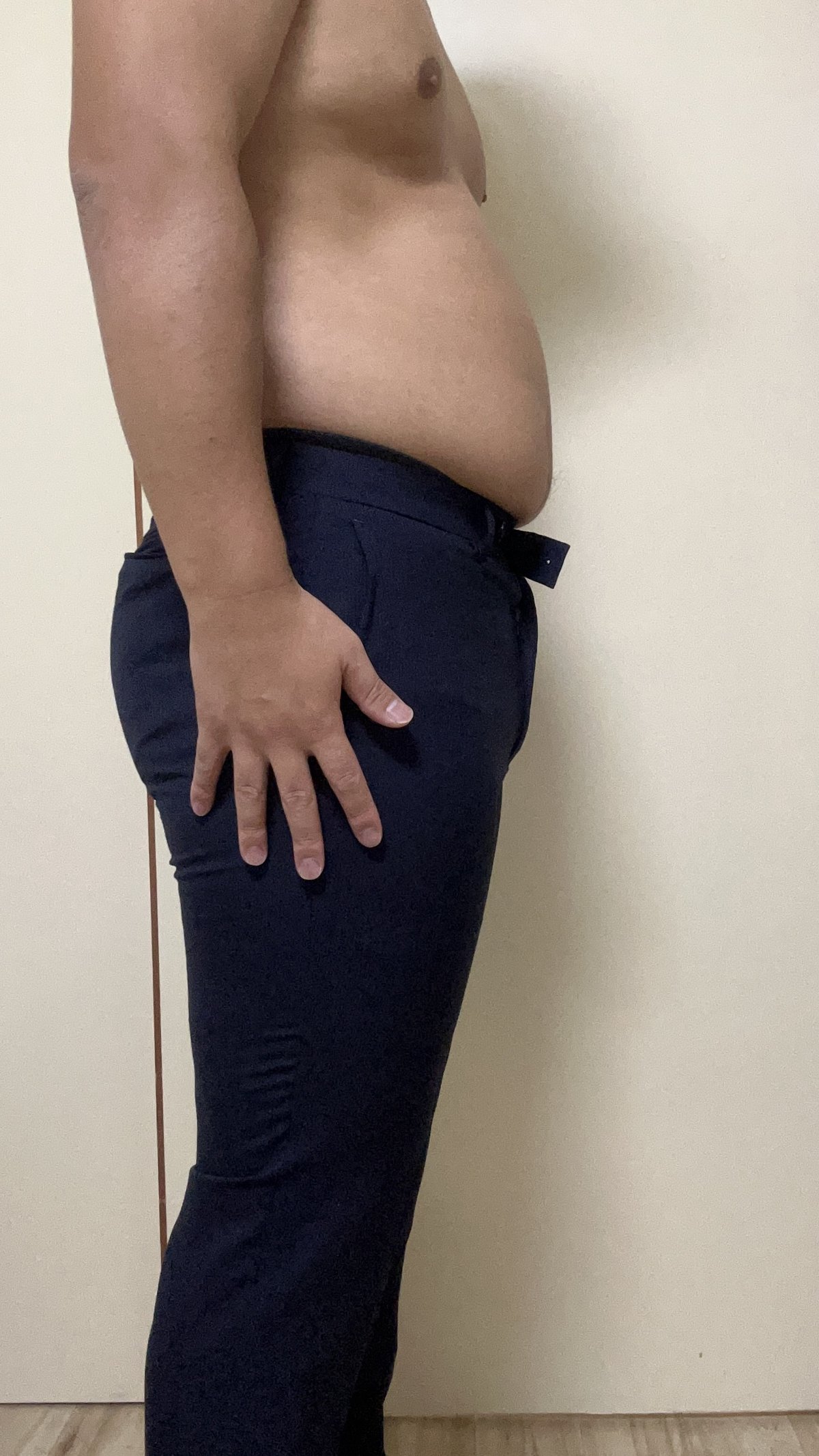 【自己紹介】90kg営業マンが15kg痩せてゴリラ級ボディを目指すまでの物語｜ゴリラマン/デブ営業マンの筋肉改造計画