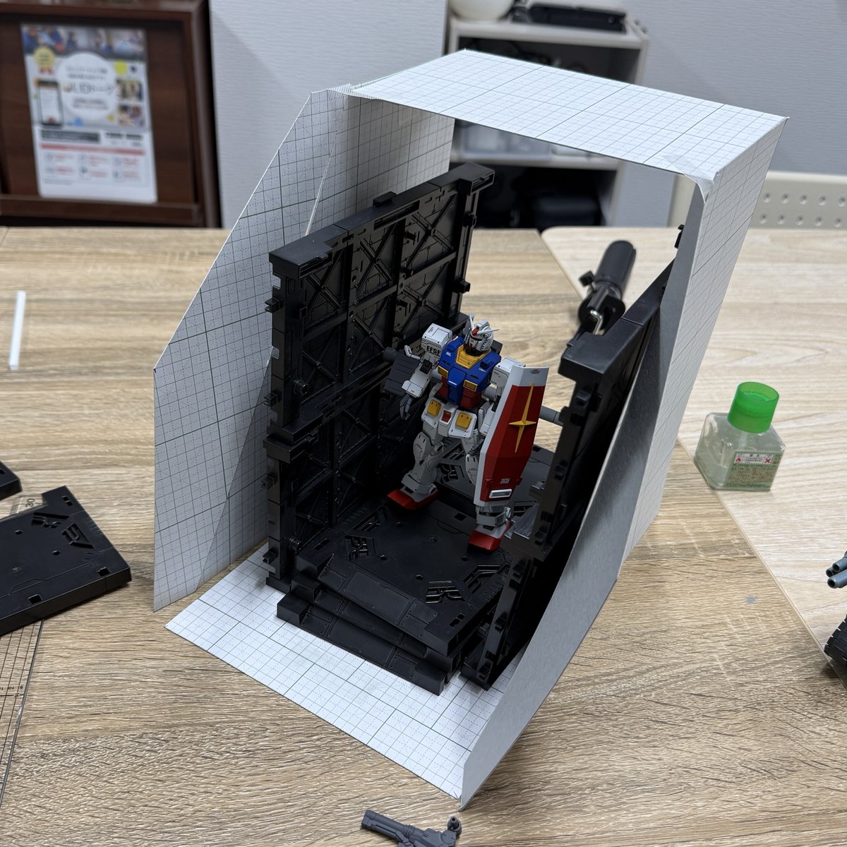 1/144 ホワイトベースのスクラッチビルド（1）｜Nerima Base - ネリマベース