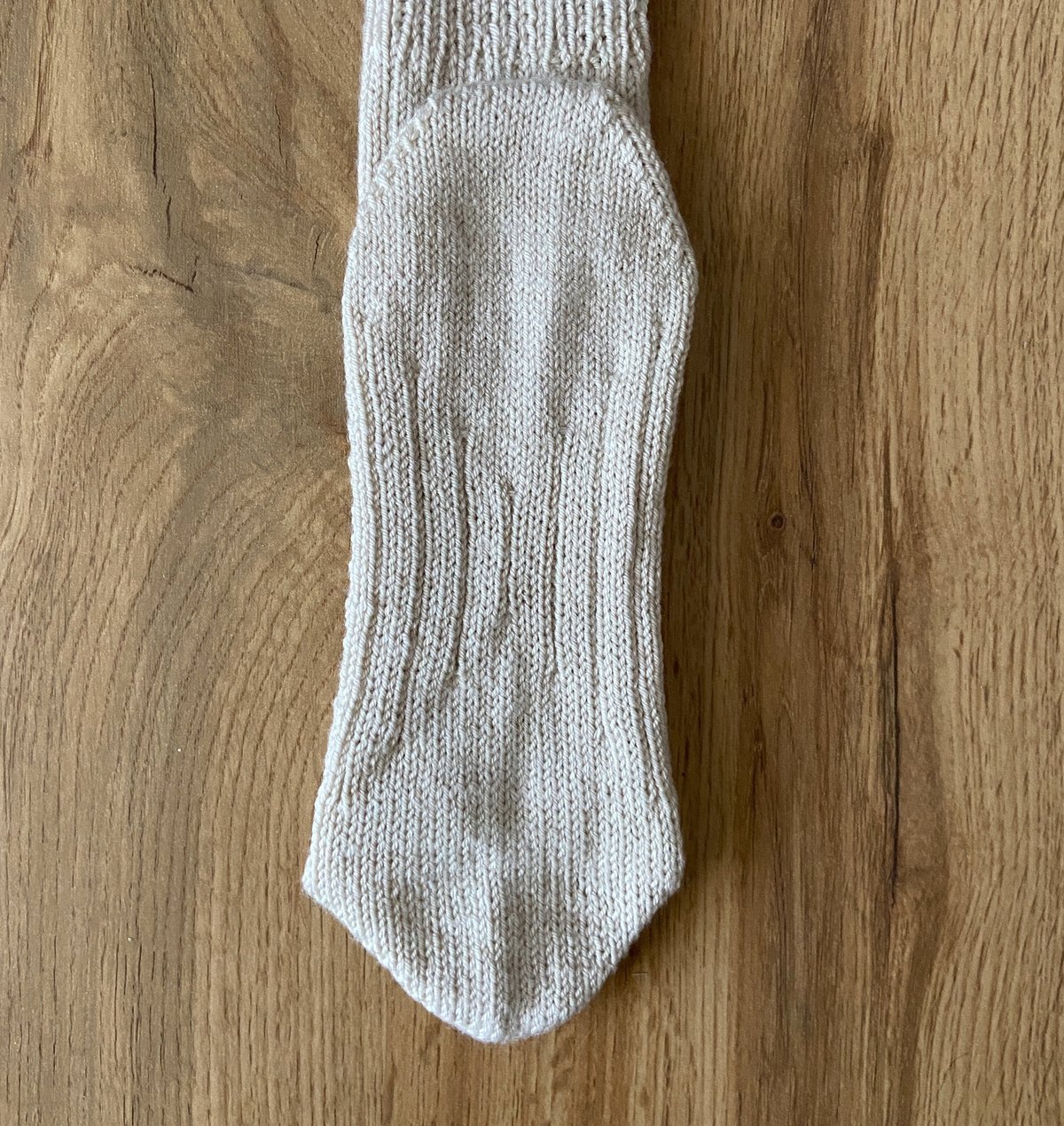 靴下のデザイン｜三十子 ｜編み人の書付