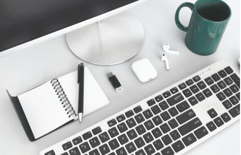 助成金の呪縛に疲れて─“誰のために働くか”を見直した話｜佐藤律子｜Knowledge Cross運営／社労士