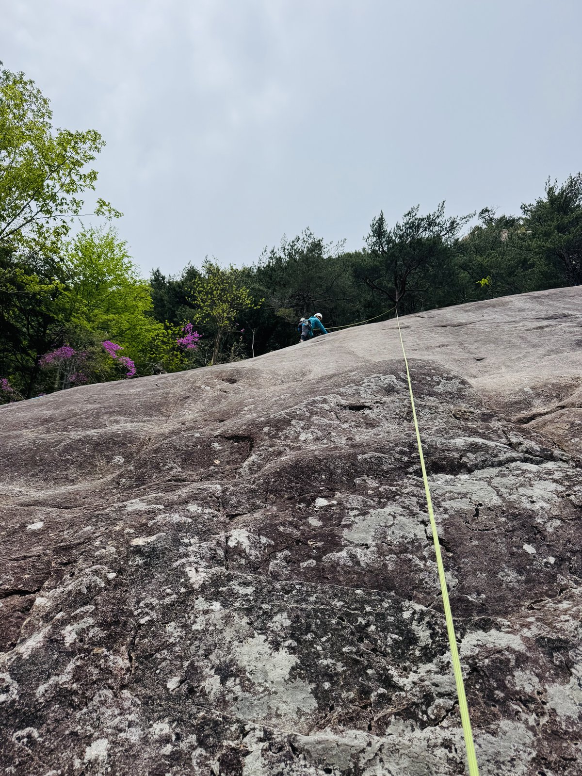 go climb a rock｜剱岳ガイド本郷博毅