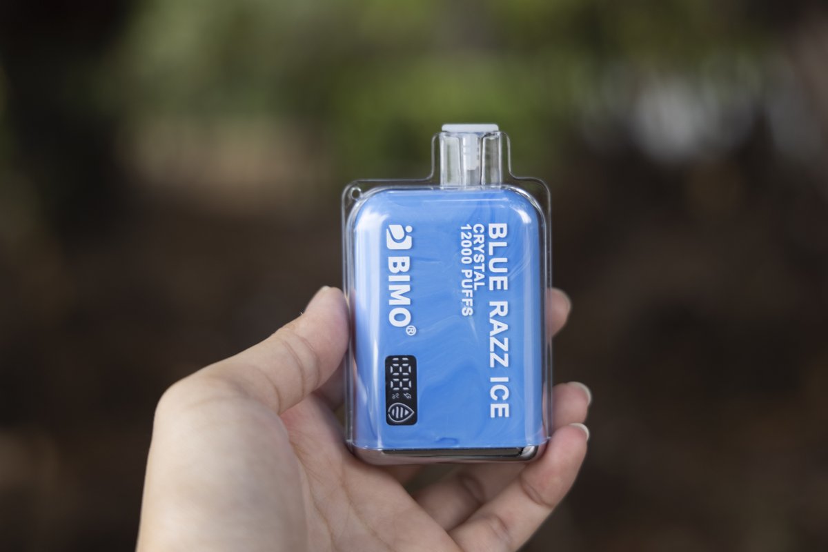 旅のお供に1本だけ。使い捨てVAPEが手放せない理由｜Hu portia