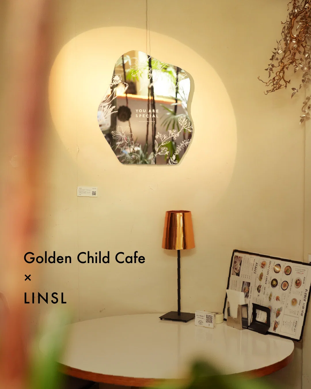 カフェとモダンアート。Golden Child Cafeで始まる贅沢なひととき｜#アートのある暮らし by LINSL（リンスル）