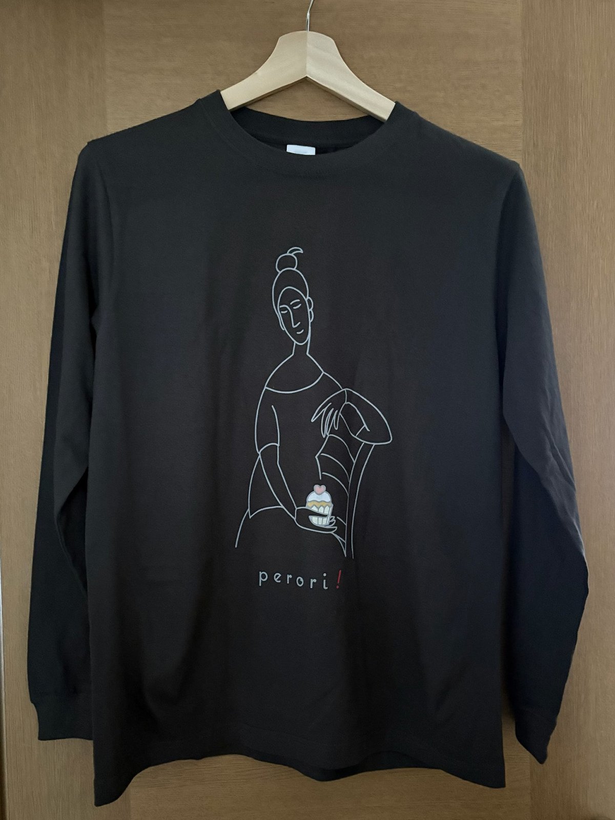 「モディリアーニ×スイーツ」ロングスリーブTシャツ（SUZURI店）｜conyTM3