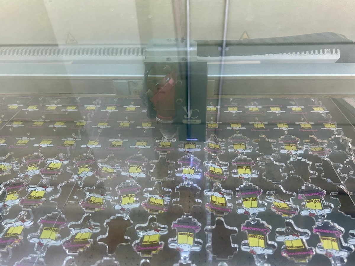 電子回路・LED設計・アクリル加工・印刷の融合。持てる技術を駆使してアイデアを形に｜MOBIO（ものづくりビジネスセンター大阪）公式note