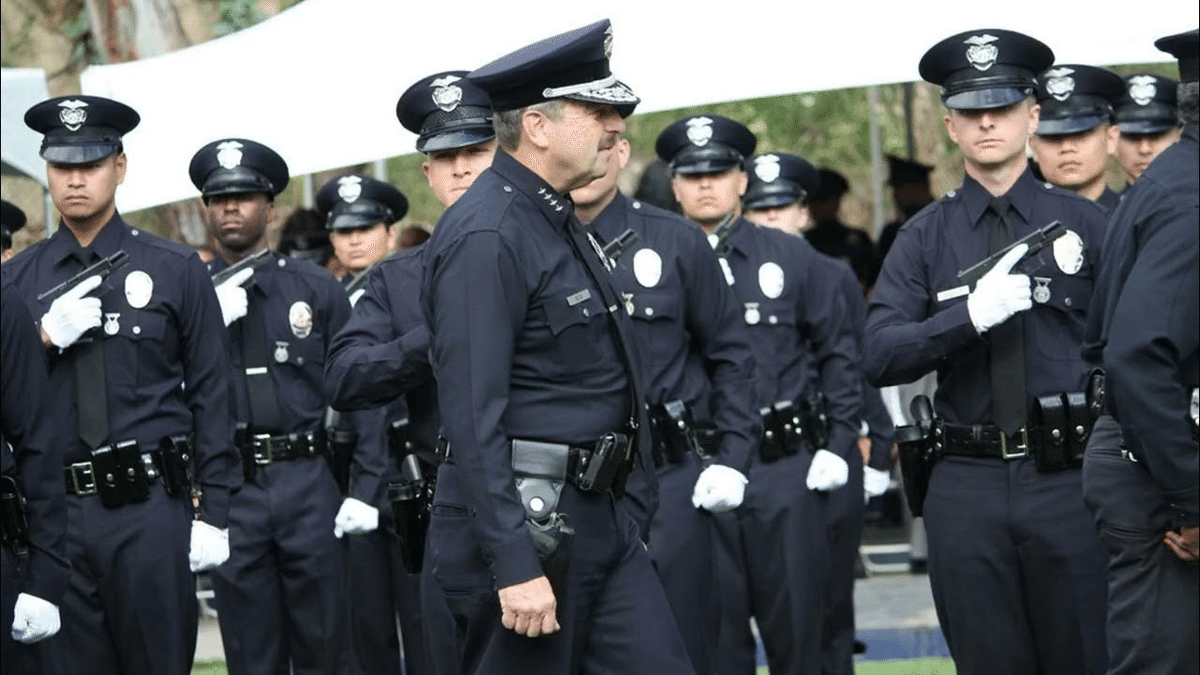 ロサンゼルス警察アカデミー（Los Angeles Police Academy）卒業後の進路は、主にLA市警察（LAPD）の警察官としての ...