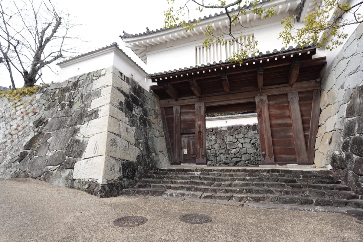 Tatsuno Castle and Keiro-san Castle: A Contrast Between the Medieval ...