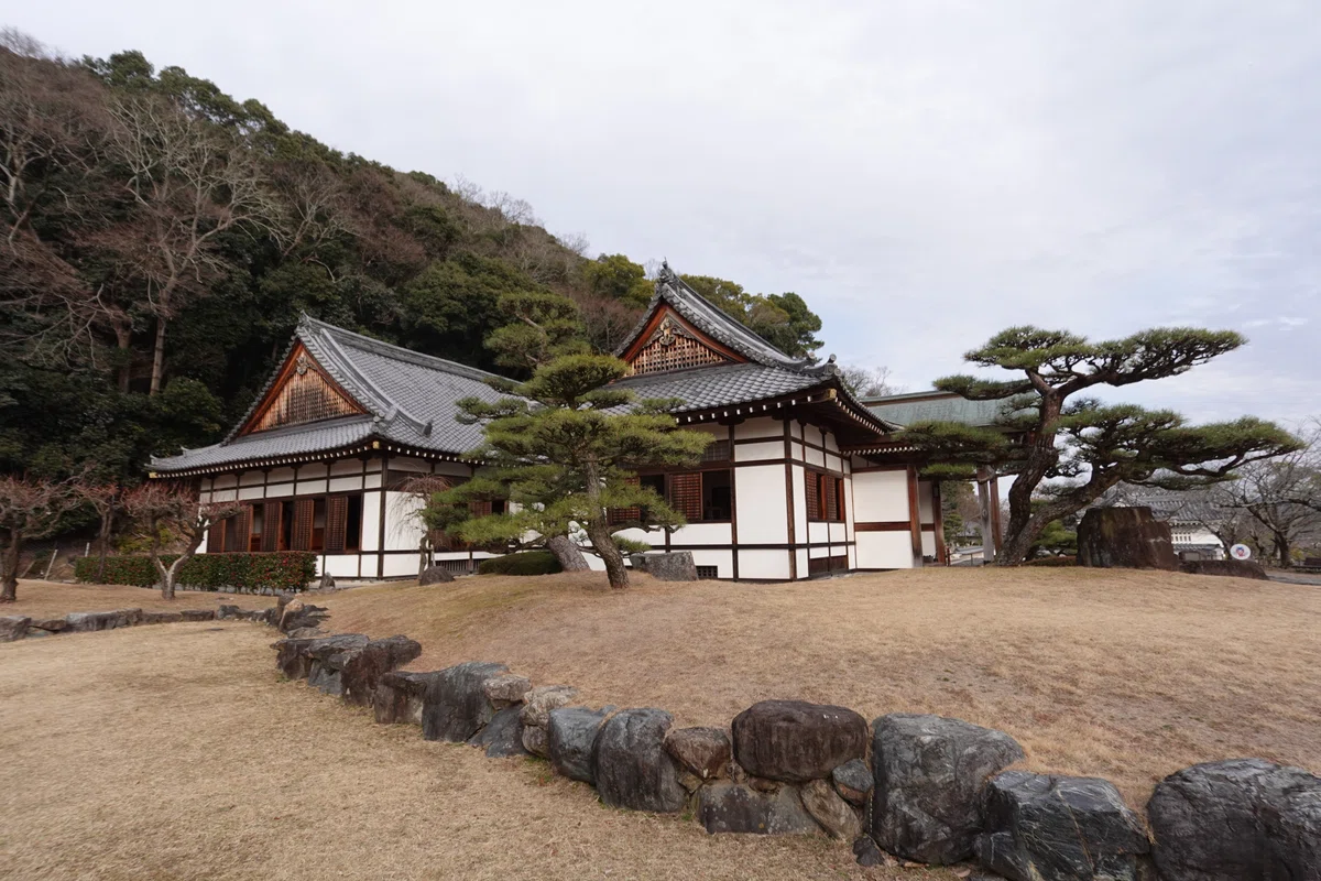 Tatsuno Castle and Keiro-san Castle: A Contrast Between the Medieval ...