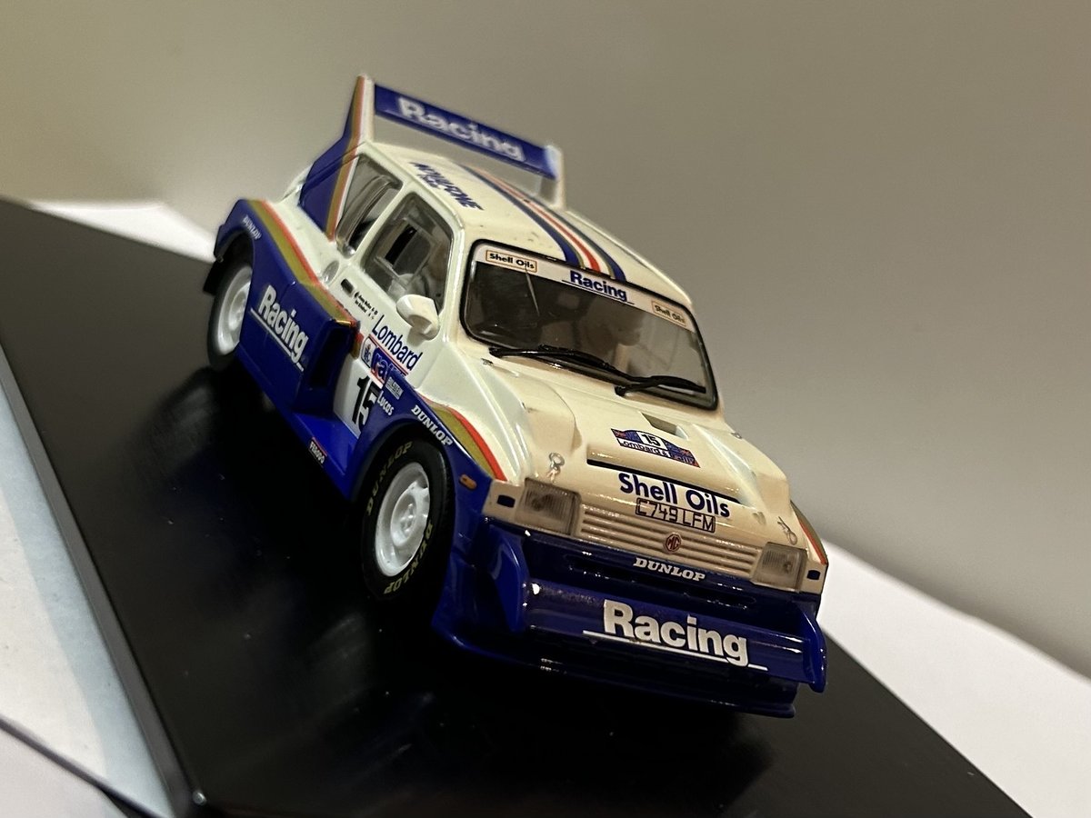 [スロットカーレビュー] Scalextric MG Metro 6R4 "Rothmans" Jimmy McRae｜Garage 6R4