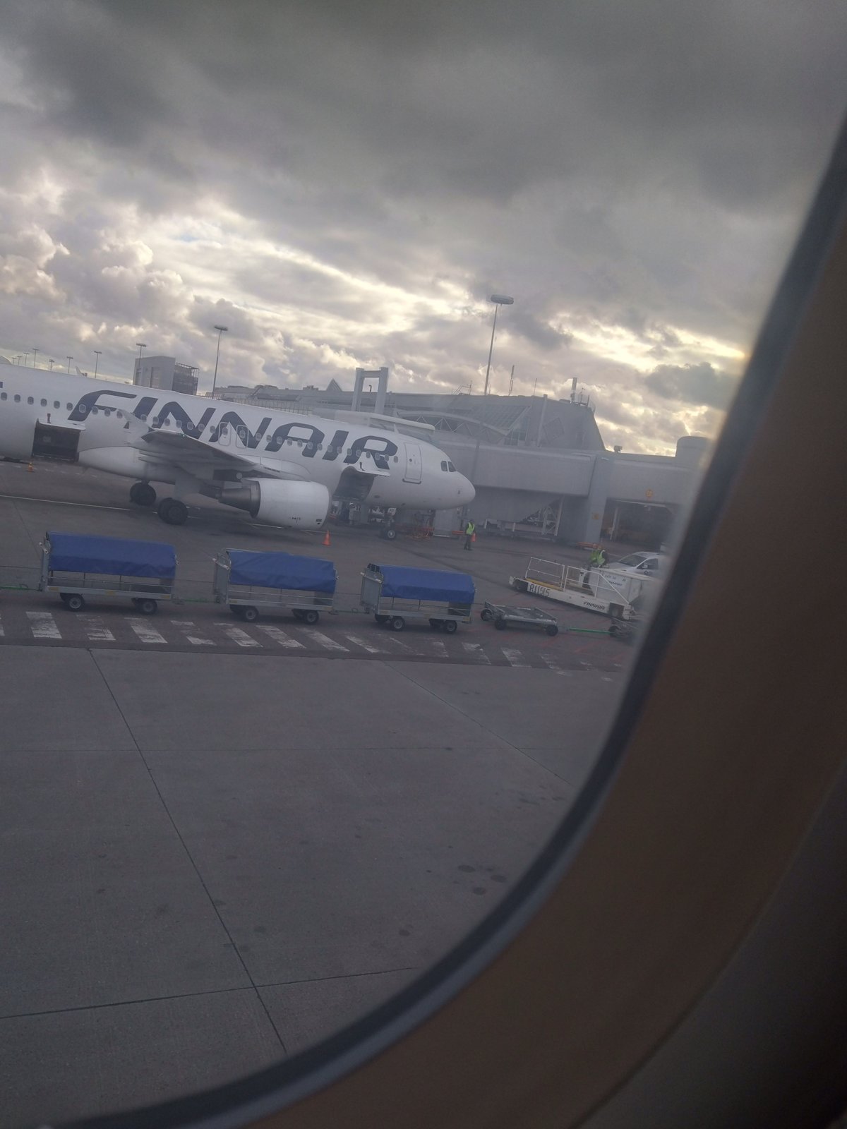 7日目帰りの飛行機編【初海外、パリへ行く】｜t09_hrk