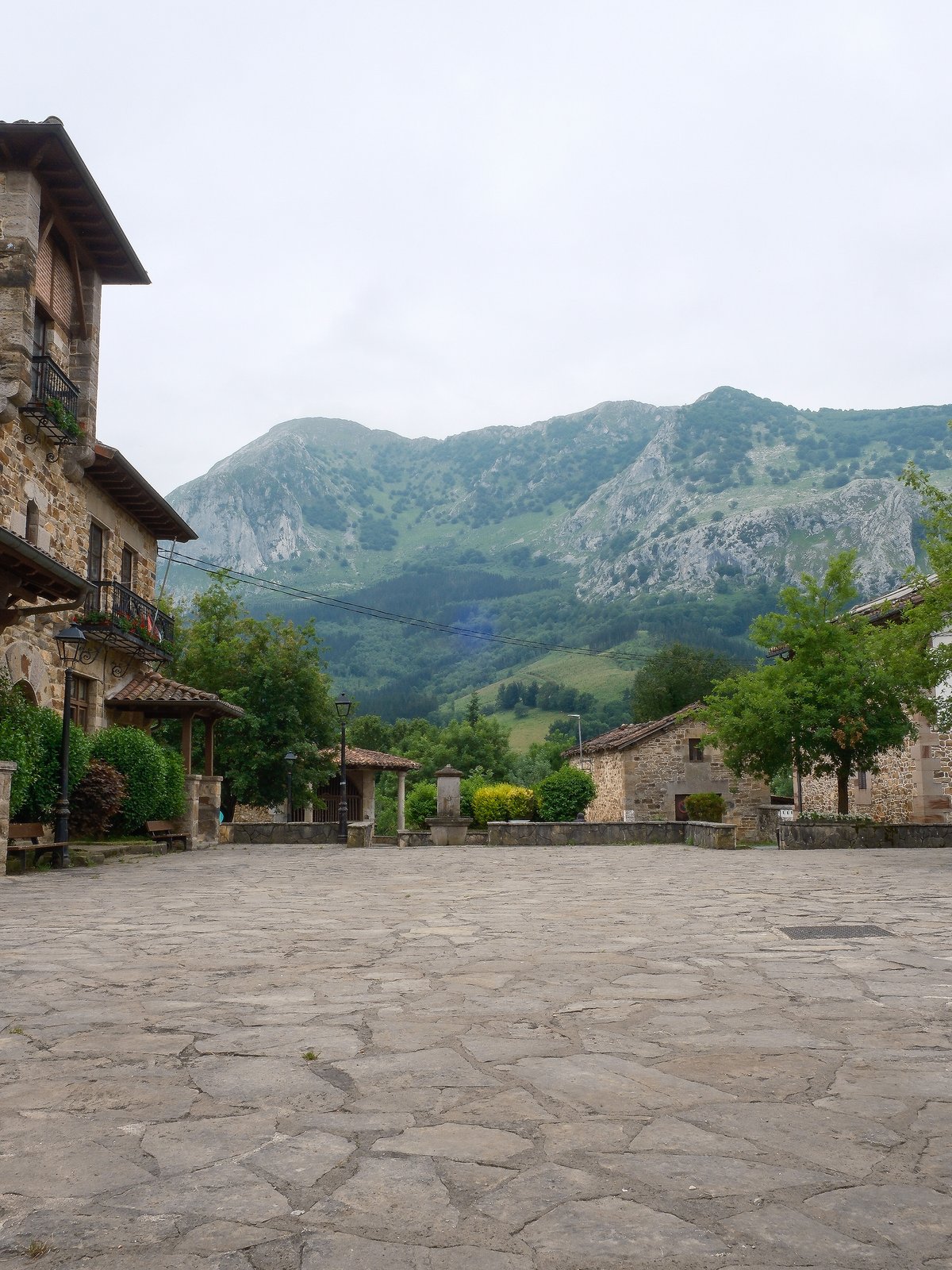 バスクで念願のハシゴ旅が実現した日｜梅田 優希/Masaki Umeda