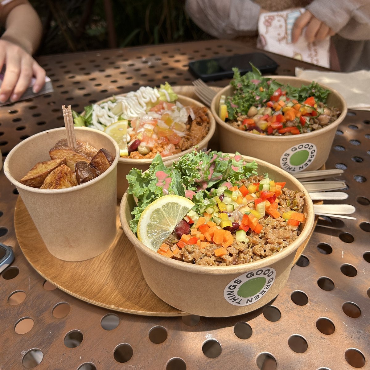 妻と長女と犬とランチと坐禅会 2025年6月15日の日記｜nobuo_uc