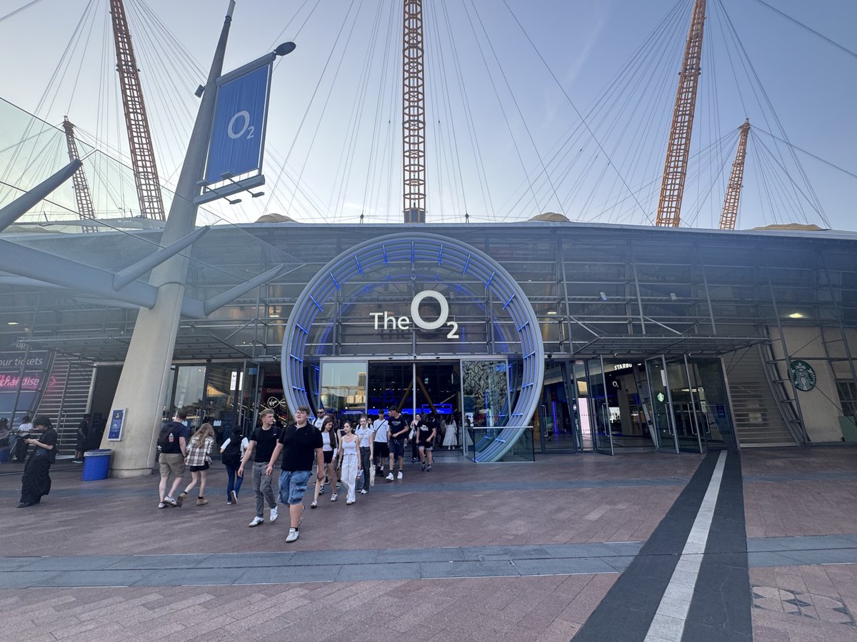 Adoロンドン公演ライブレポ＠The O2｜めあり@ロンドン