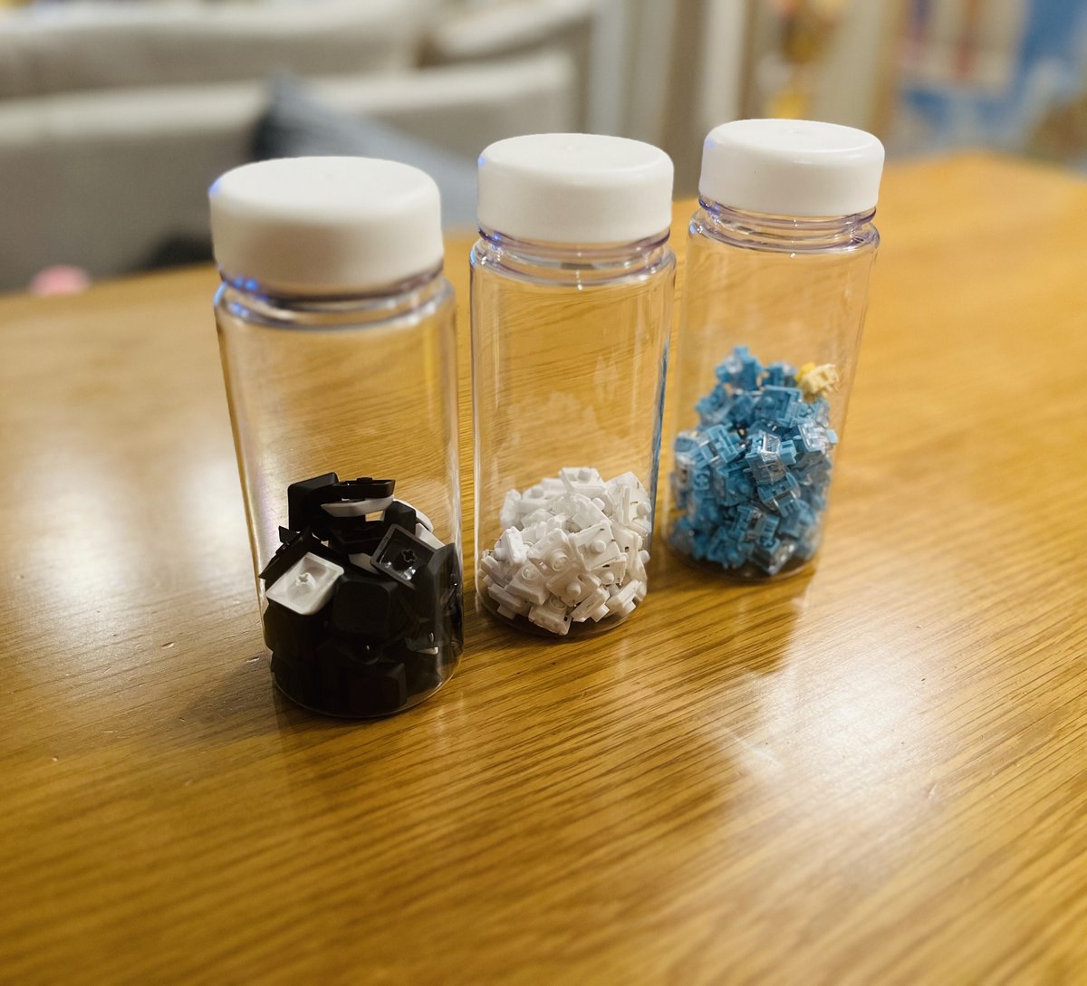 キーキャップやキースイッチの保管はSeriaのウォータボトルがおすすめ｜mame