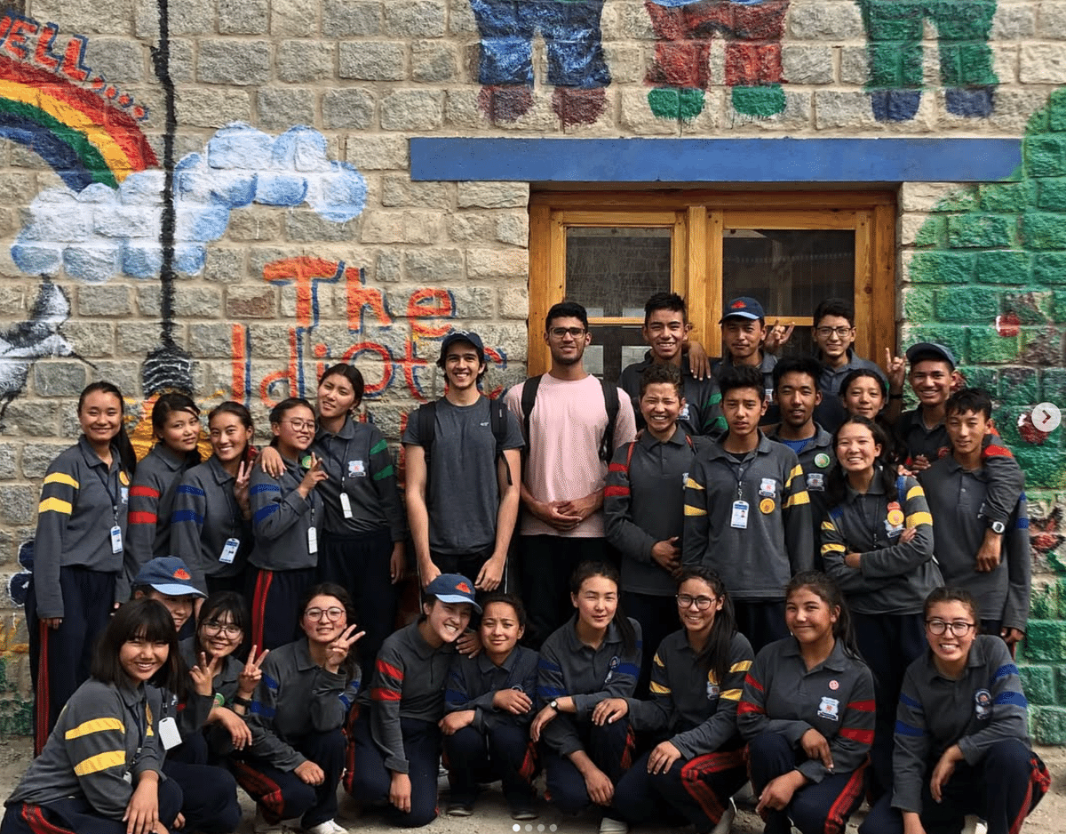 スタンフォード中退→6,600億円企業！ドバイ少年2人が起こしたインド配送革命｜YHIK ドバイスタートアップ支援