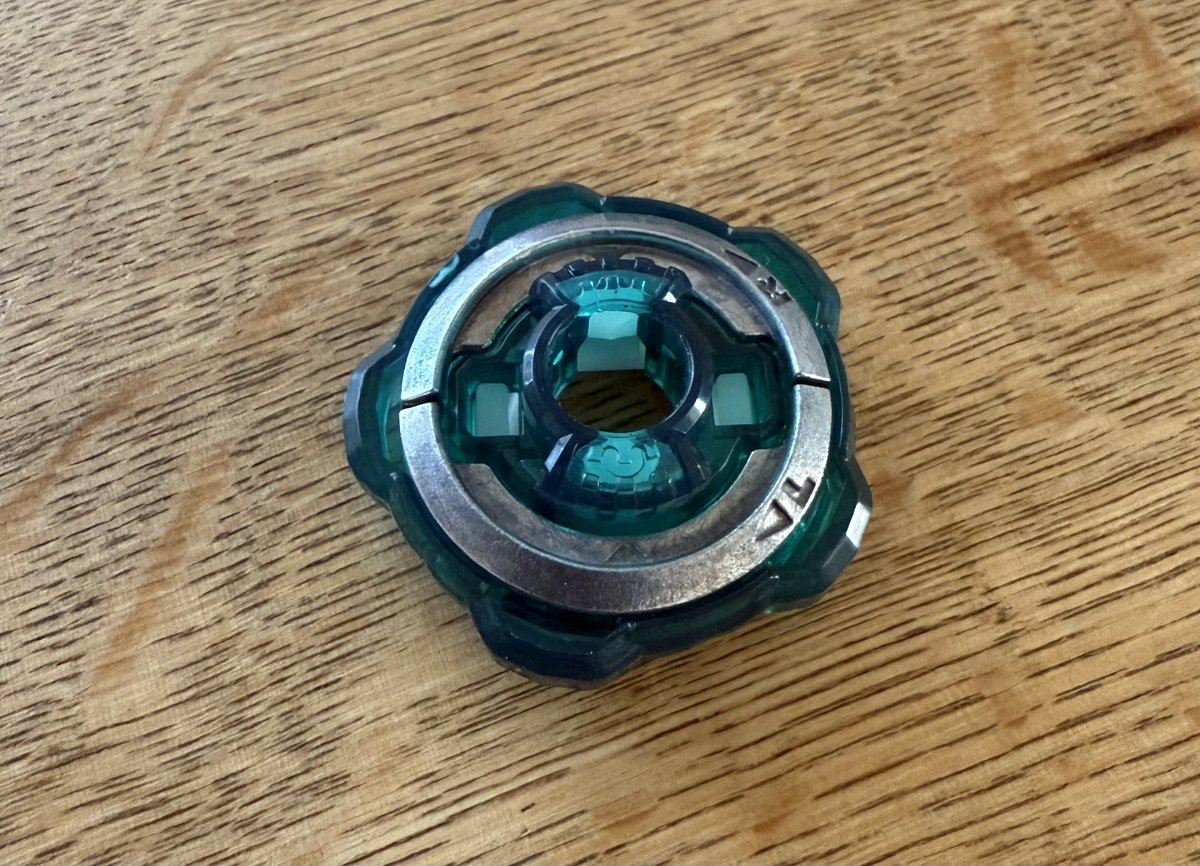 BEYBLADEX ベイブレードX:トリケラプレスM-85BSレビュー TRICERA PRESS Review｜ベイブレ雑記