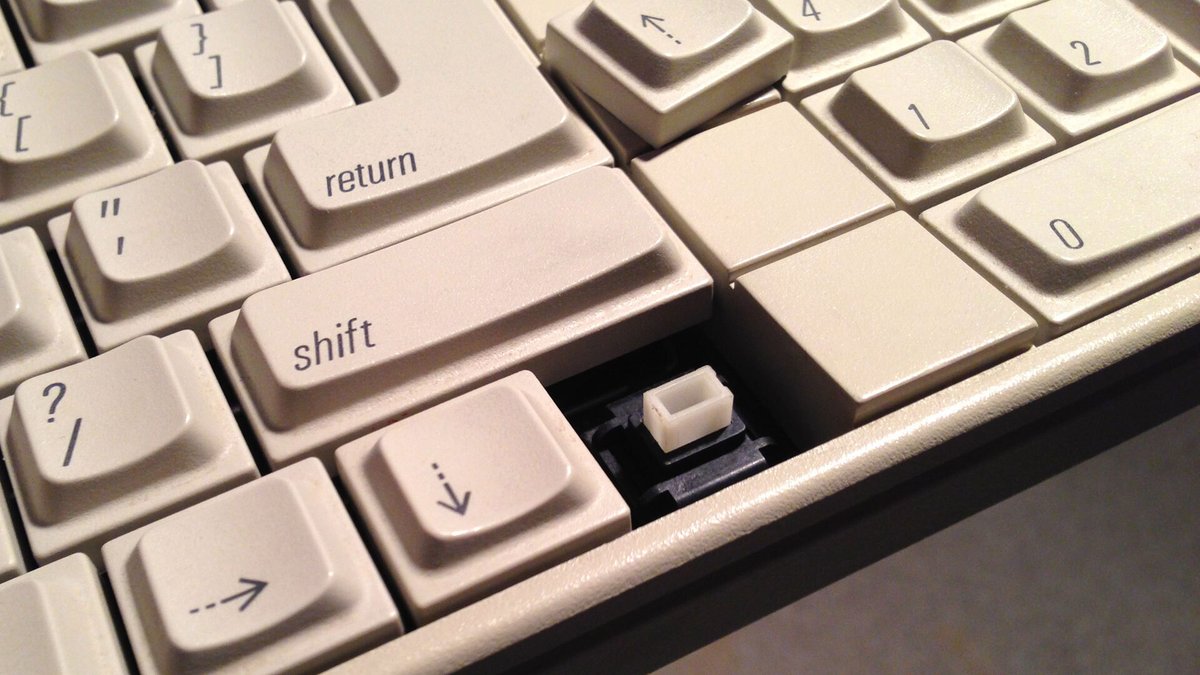 私がOutemuスイッチ38種類を試した理由～100台のキーボードを試した「押すだけの人生」～｜押すだけの人生