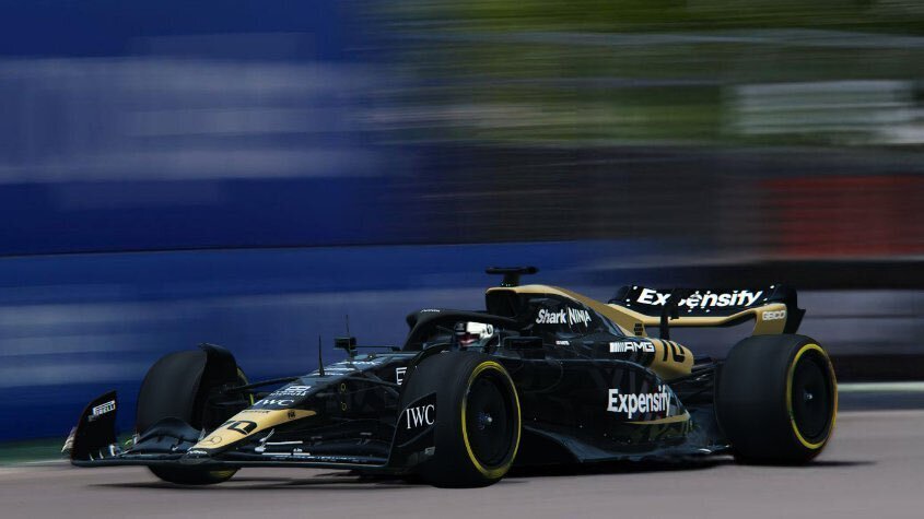 F1を”侵食”するアメリカン・ドリーム？架空チーム「APXGP」に群がる米国スポンサーの狙い｜THE MOVE-モタスポとクルマのnote