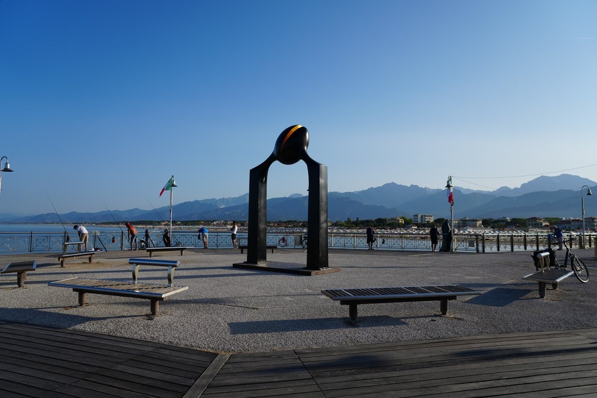 ピエトラサンタ安田侃彫刻展「OLTRE LA FORMA 形を超えて」訪問記｜青木崇行 Soko Aoki