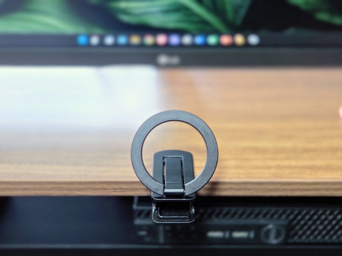 モバイルモニターをデスクシェルに浮いてるように取り付ける方法を考えた │ Antion マグネットホルダー｜EmuLog＠在宅ワーク&ガジェット好き&物欲解放の備忘録