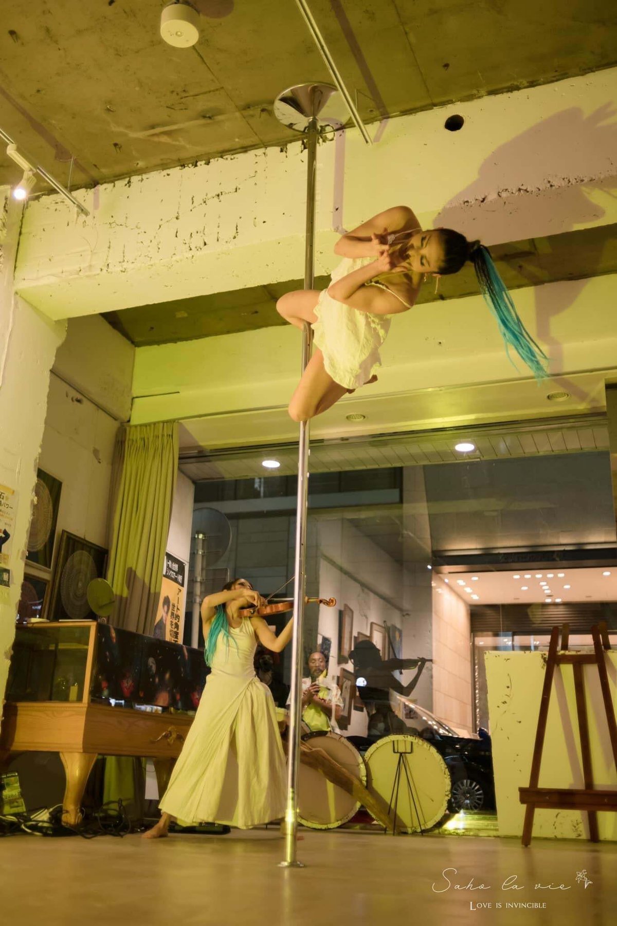 自ら道を切り拓く、ポールダンスの第一人者・YOSSY｜ぷりん