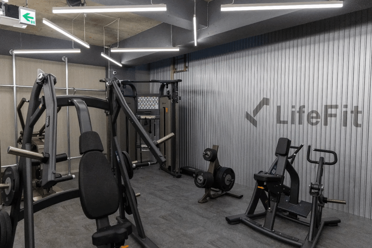 『LifeFit』って実際どうなん？？ジム初心者が初めて店舗に行ってみた！｜LifeFit Business Lab