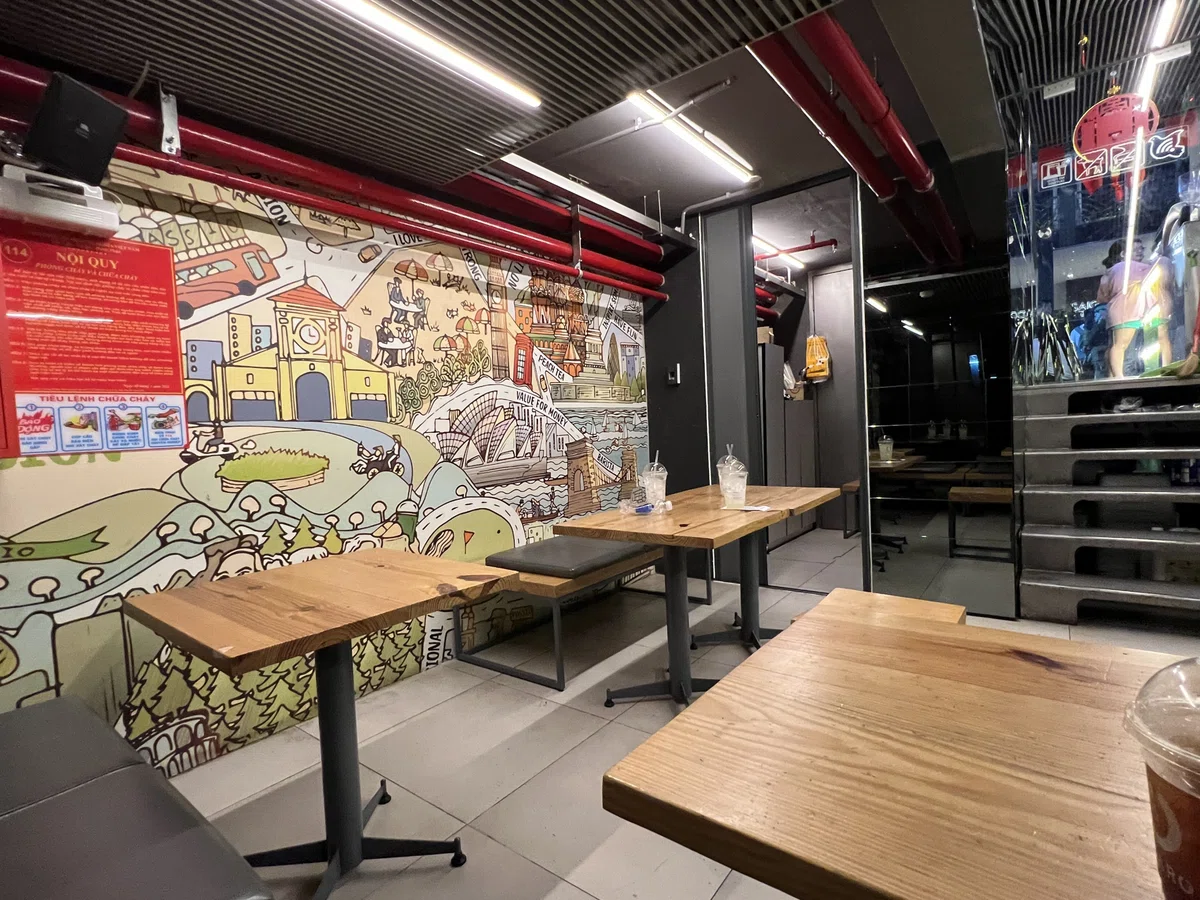 ベトナムカフェ紹介④ レタントン観光の休憩に最適！VIARO COFFEE 9b ｜đen đá