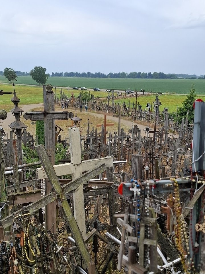 Pochaに引かれて世界一周(17) 「ビルニュスのウジュピス」3回言えたらウジュピス共和国｜moja