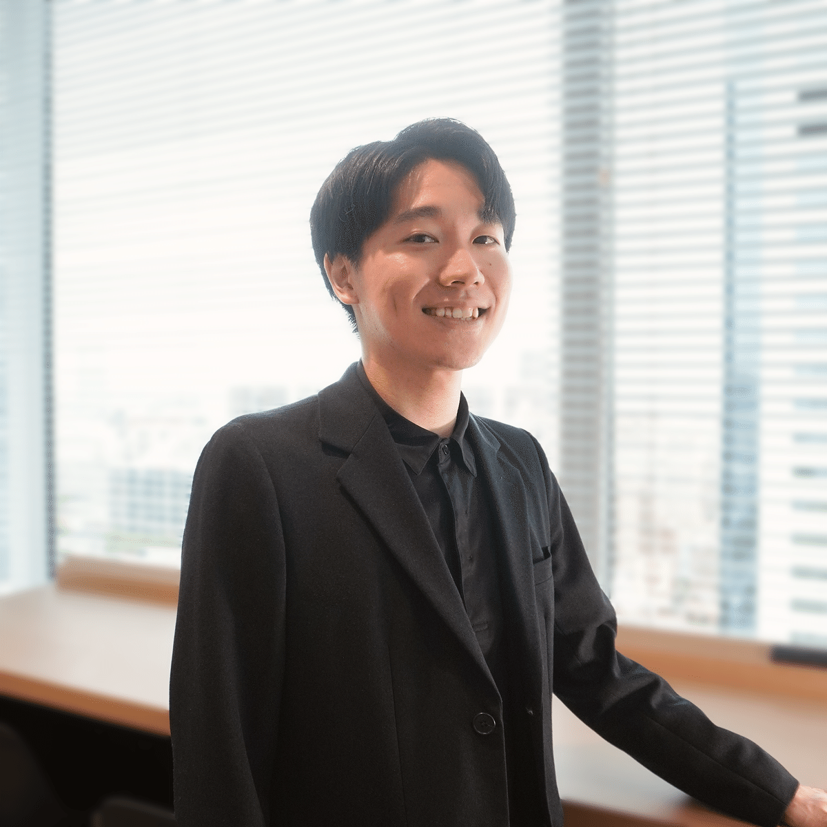 AIエージェント研究成果の製品化へ！入社6年目のエンジニアが拓く、ビジネスを動かす先進技術での挑戦のリアル【社員紹介】｜SCSK TECH