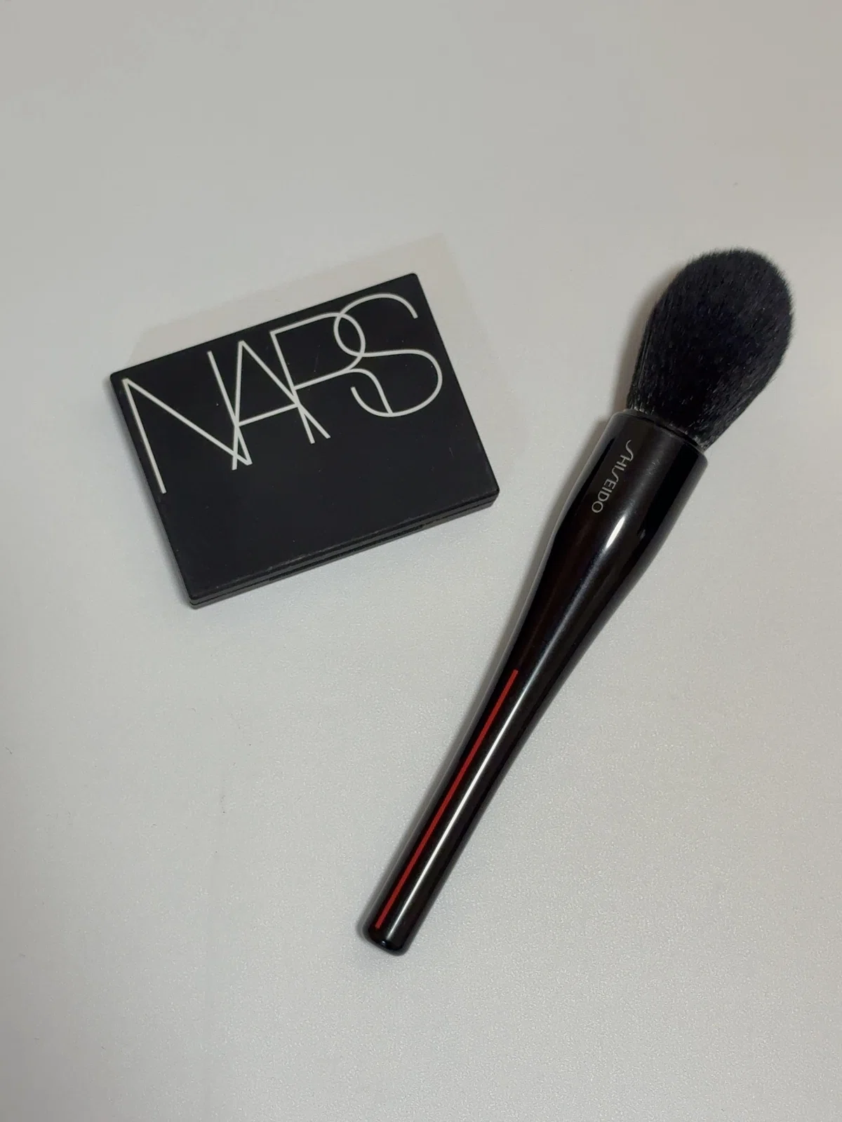 I really think NARS Light Reflecting Powder is the best｜やまちゃん