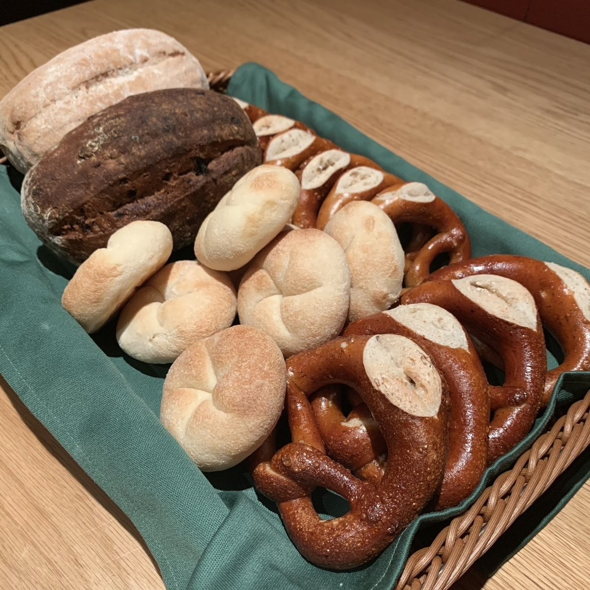 [市ヶ谷] ドイツ・オーストリア料理 Blauer Engel （ブラウアー エンゲル）｜AlcotradeTrust