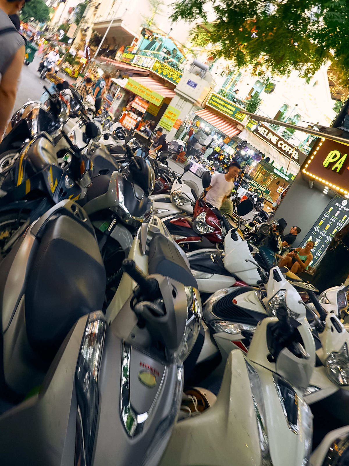 すこぶるカッコいいLUMIX LF1をベトナムに持っていった。｜ニシハラ シンヤ通信