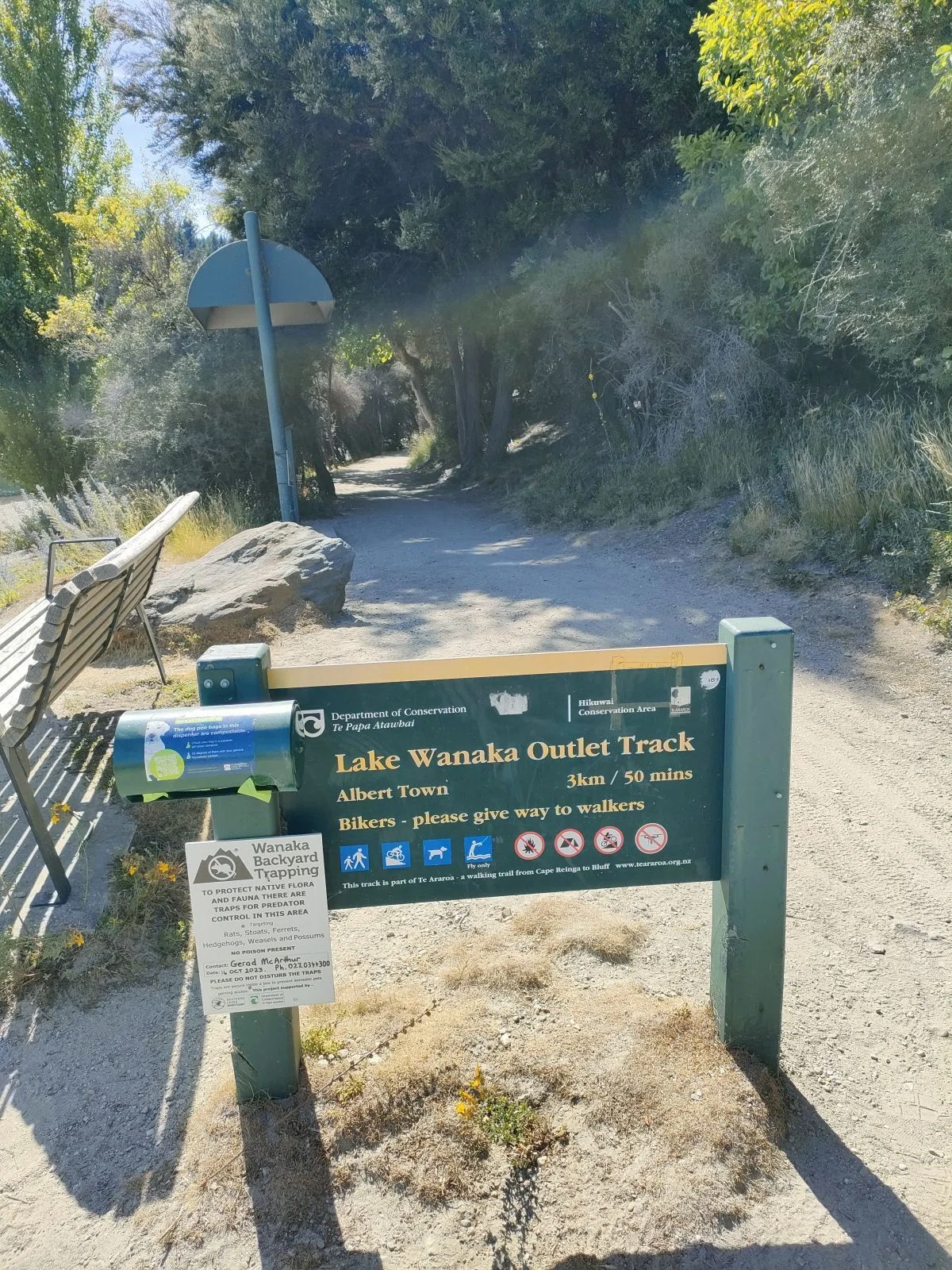 ワナカ湖から流れ出る清流！クルーサ川沿い「Lake Wānaka Outlet Track」で癒やしの散歩｜kaede