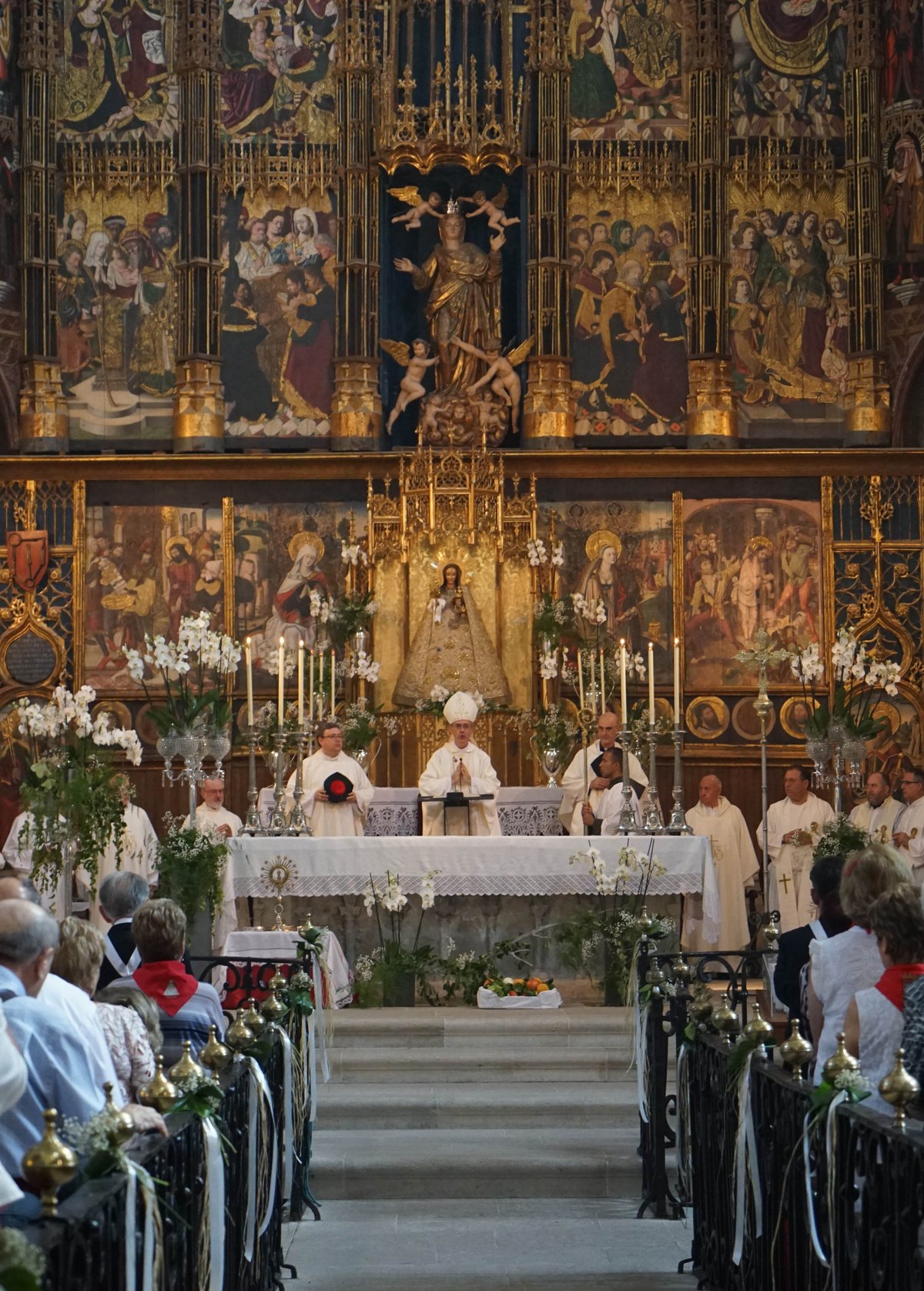 疫病から町を護った聖マリアの母｜J plus S