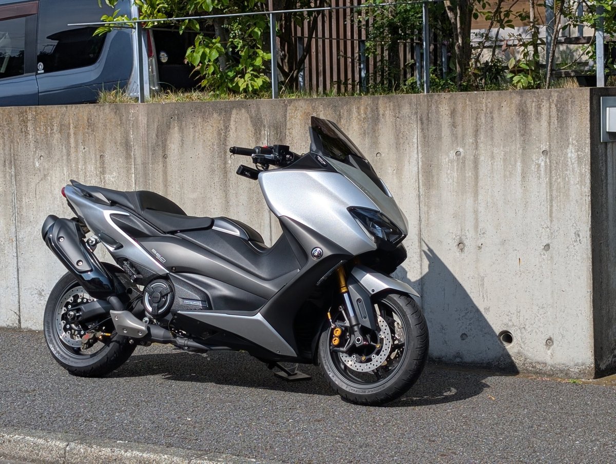 TMAX560を入手して‥⑦(外装入れ替え‥)｜Re:TMAXとボク