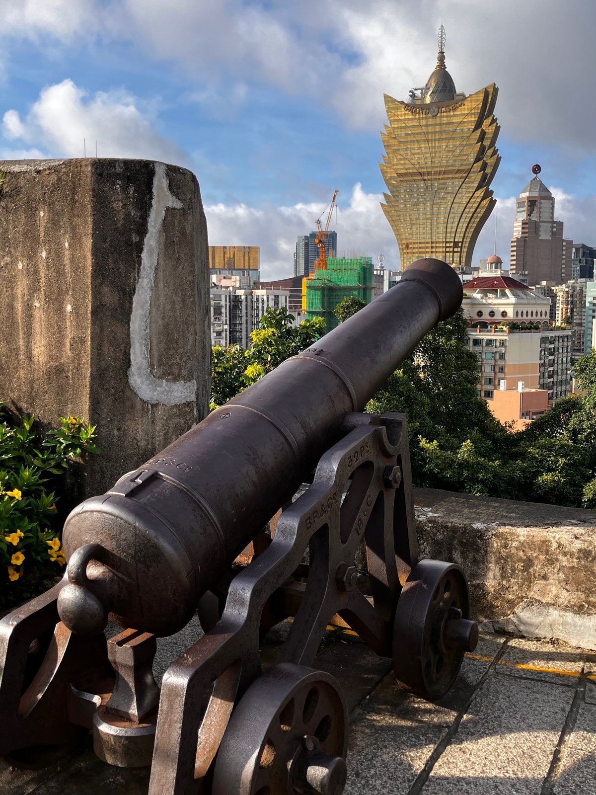 早朝の静かなマカオ旧市街散策｜ATSUKO KUSHIMA