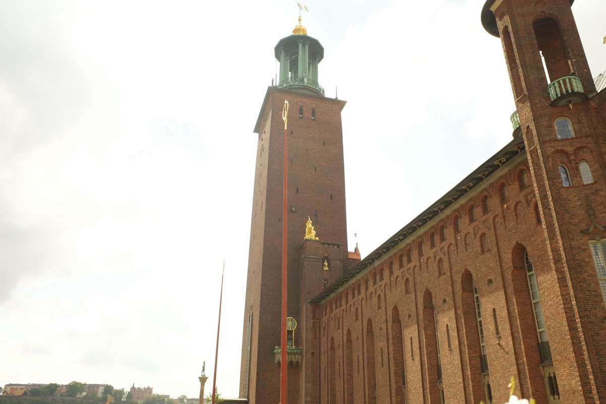 旅と建築〜スウェーデン・ストックホルム市庁舎｜Natsuka Muto