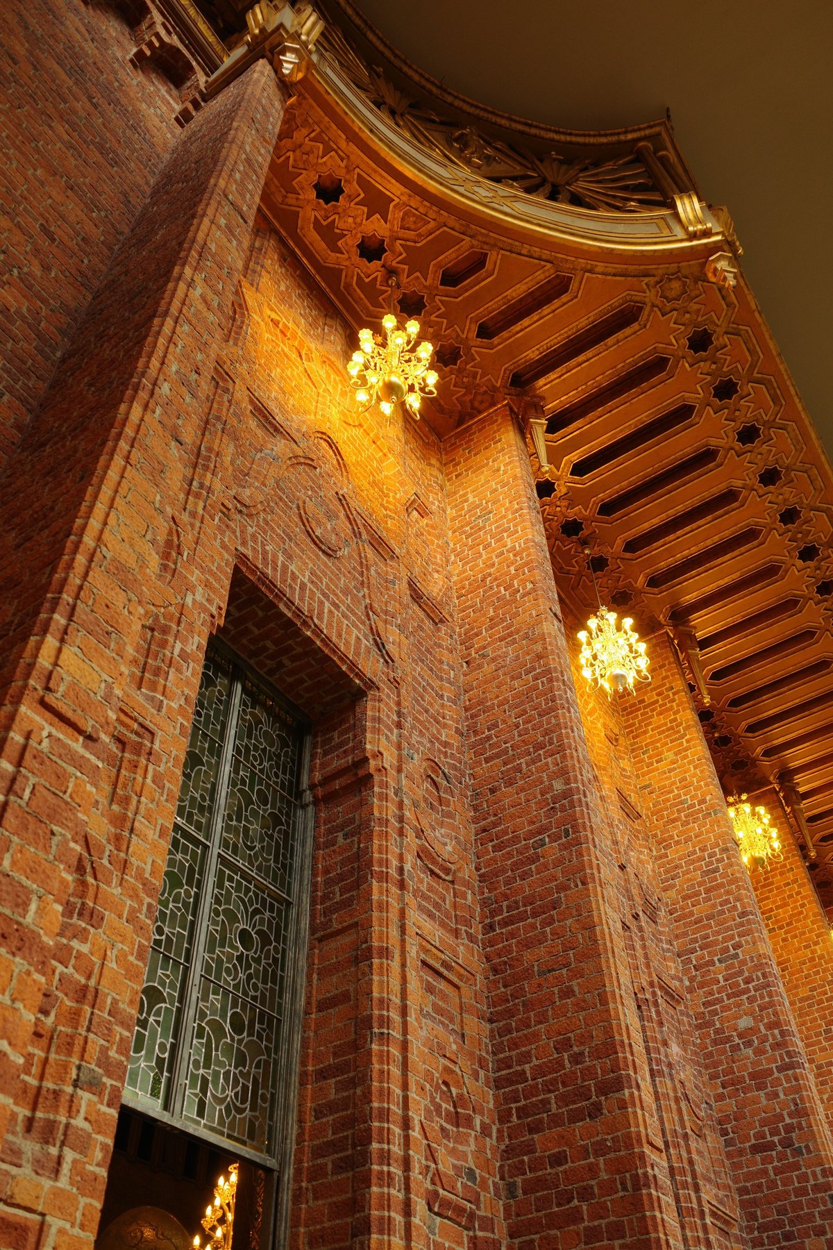 旅と建築〜スウェーデン・ストックホルム市庁舎｜Natsuka Muto