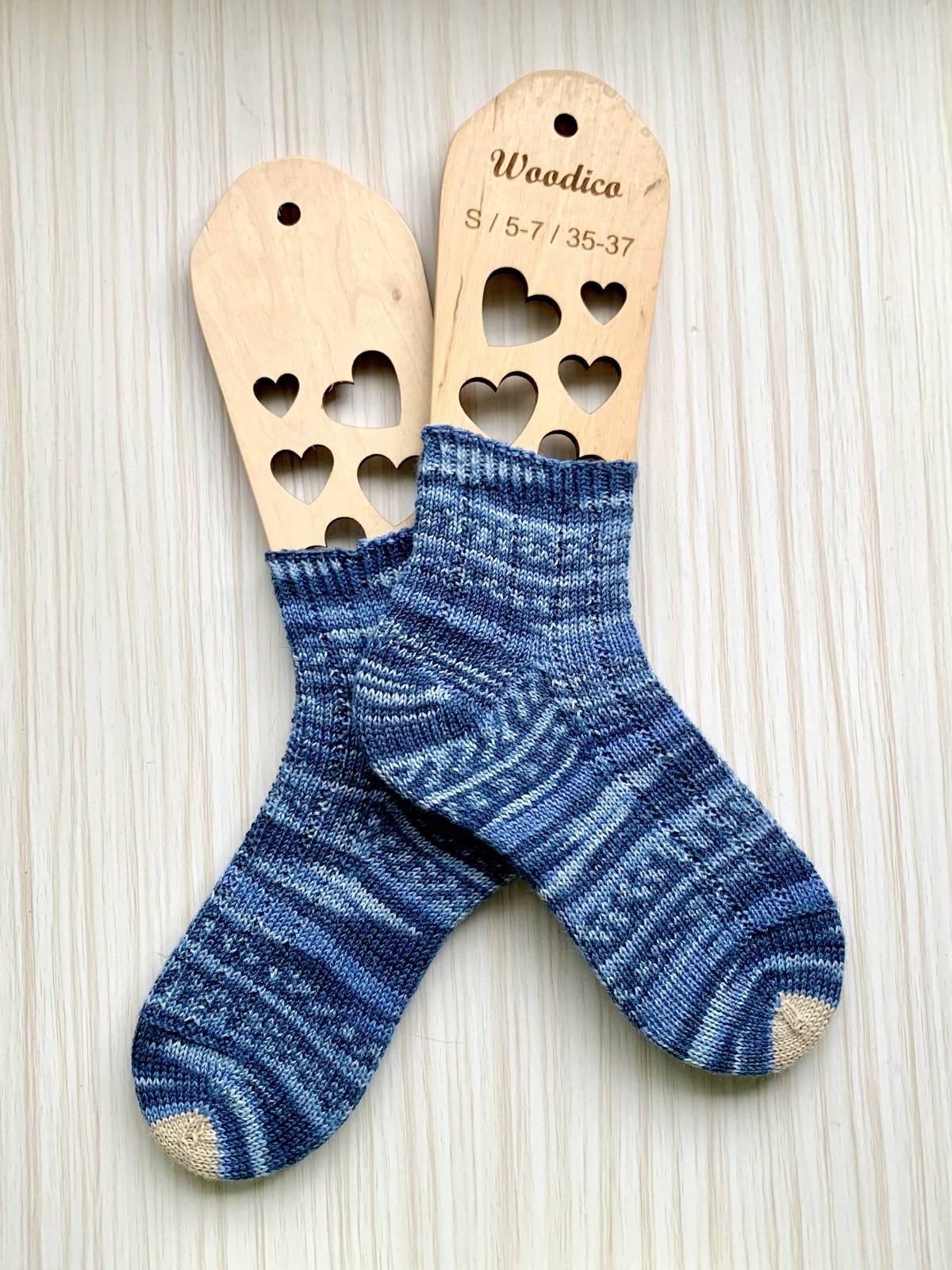 新作のレーゲンヴァルド21で編んでみた｜cotto mou/心躍る手編み靴下作家の備忘録