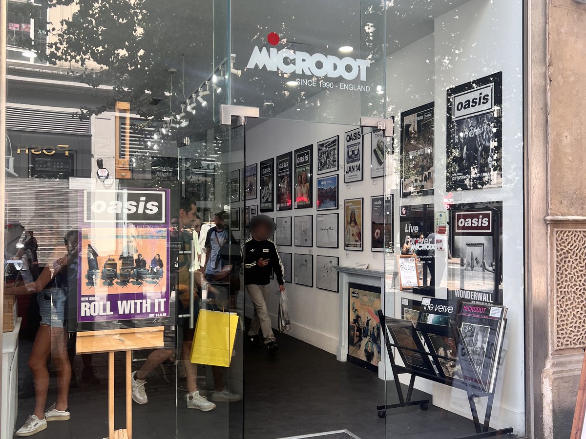 【2025イギリス】マンチェスターに行ってOasisの再結成ライブを2日間観てきた話｜ニシメグミ｜MEGUMI NISHI