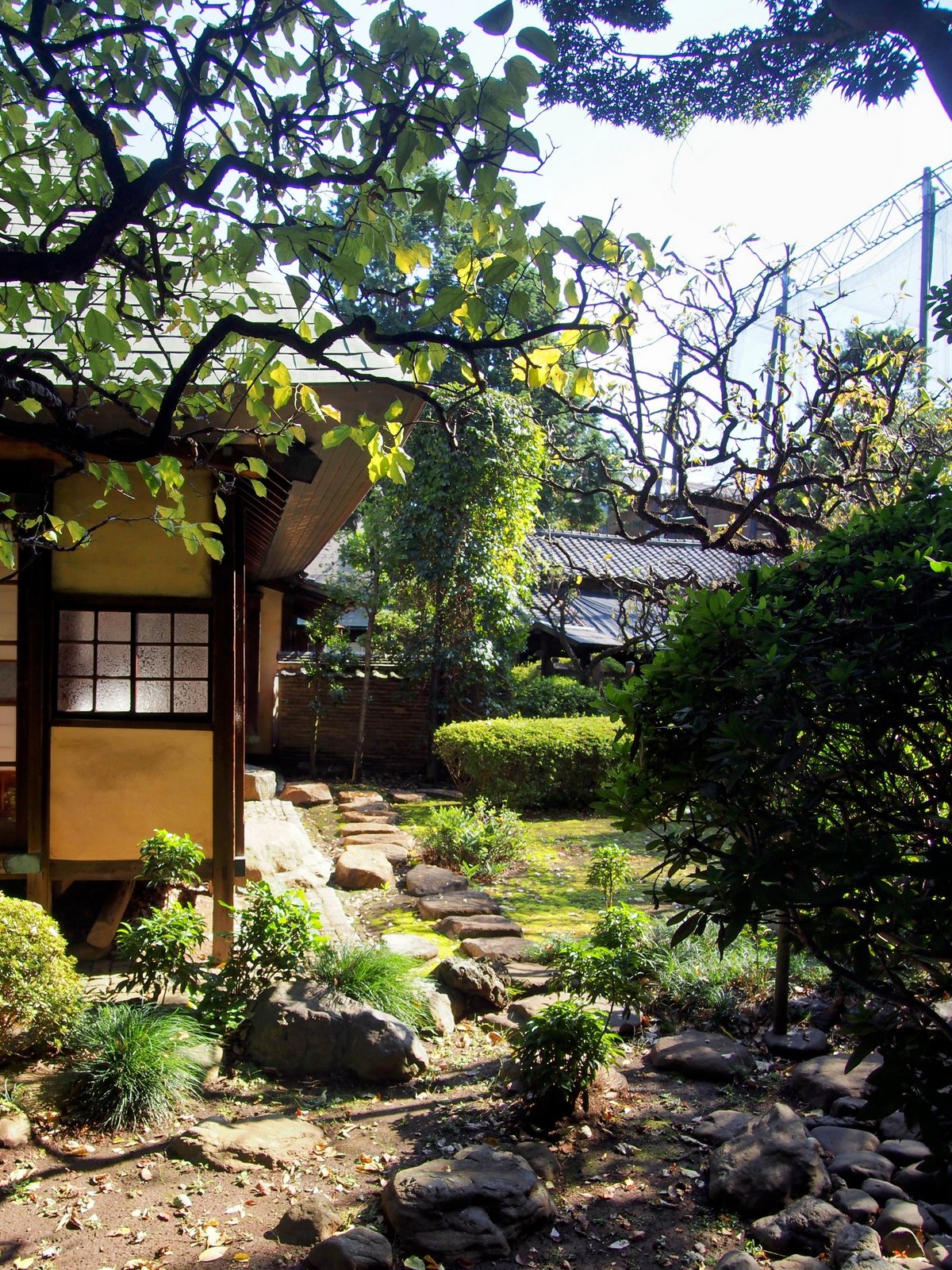 23区内に残る江戸時代後期の古民家の庭、宮野古民家自然園。｜niwa_emon