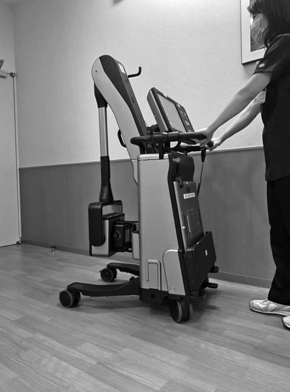 高い機動性を備えたポータブル装置CALNEO AQRO | 梶迫絵美（京都第二赤十字病院）｜㈱メディカルアイ