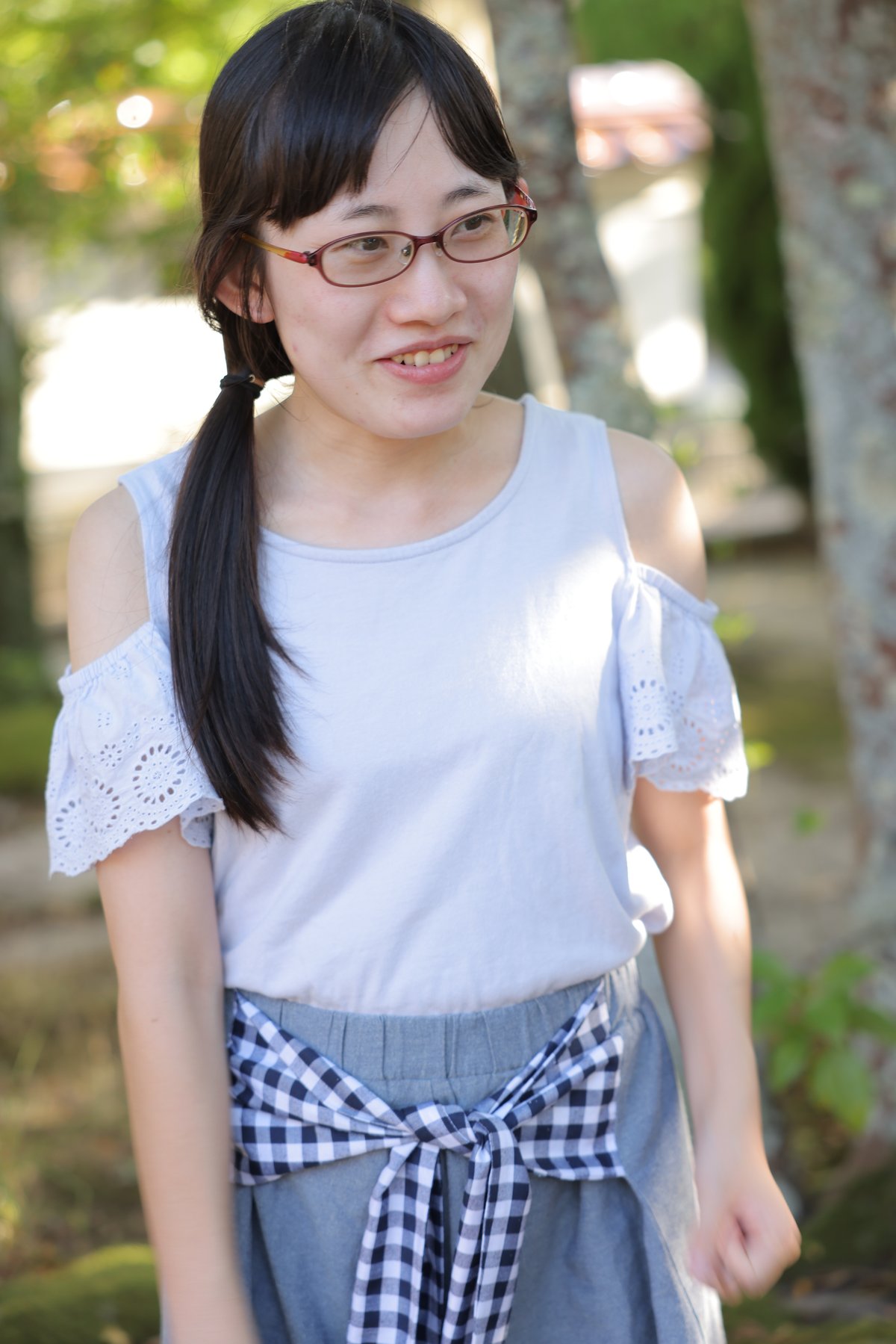 大人少女 103 昼下がりの安寧｜YoshiSAN