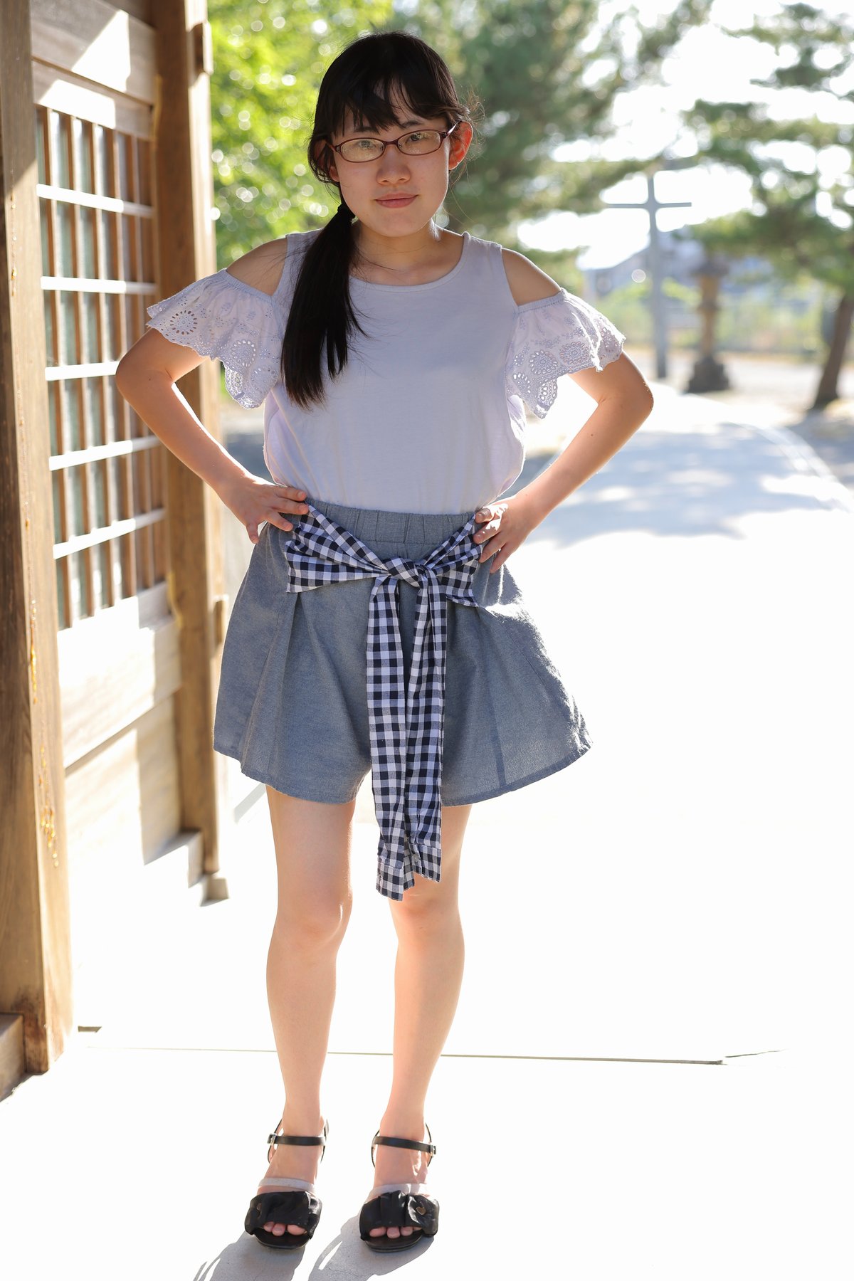 大人少女 103 昼下がりの安寧｜YoshiSAN