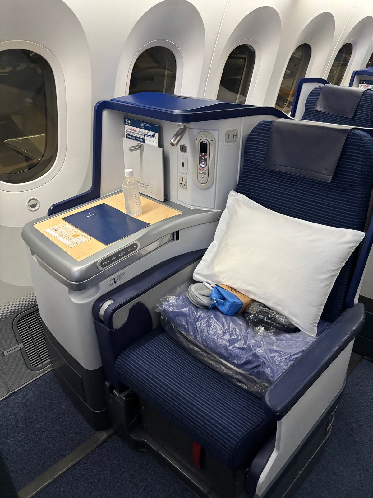 【旅行記】ANAビジネスクラス搭乗記 | NH879 羽田→シドニー＆NH890シドニー→羽田実体験レビュー｜ビタキャリラボ| 旅×朝活×手帳×内省