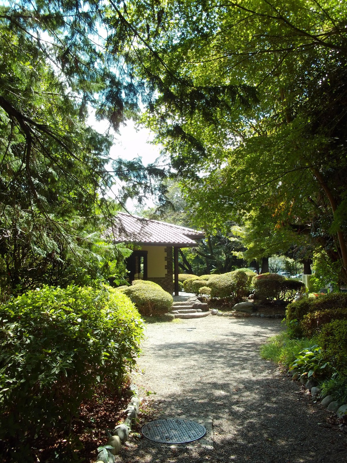 晩香廬・青淵文庫が美しい。渋沢栄一ゆかりの庭園、旧渋沢庭園。｜niwa_emon