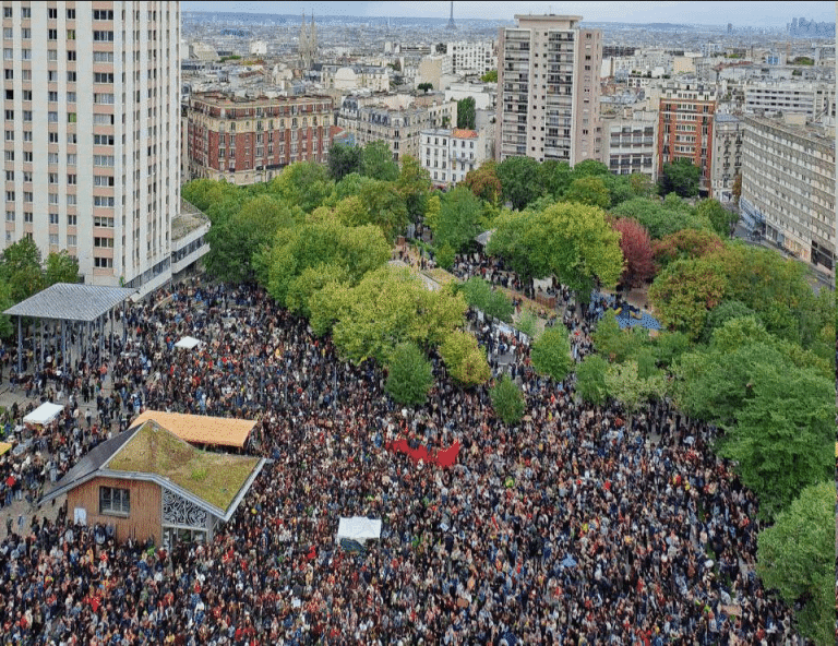 フランスの封鎖行動：指導者なき激化｜bakuto morikawa